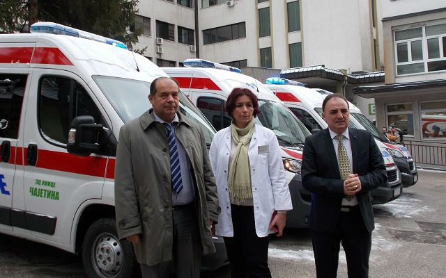 gradonacelnik-tihomir-petkovicdirektorka-uzicke-bolnice-dr-jelena ...